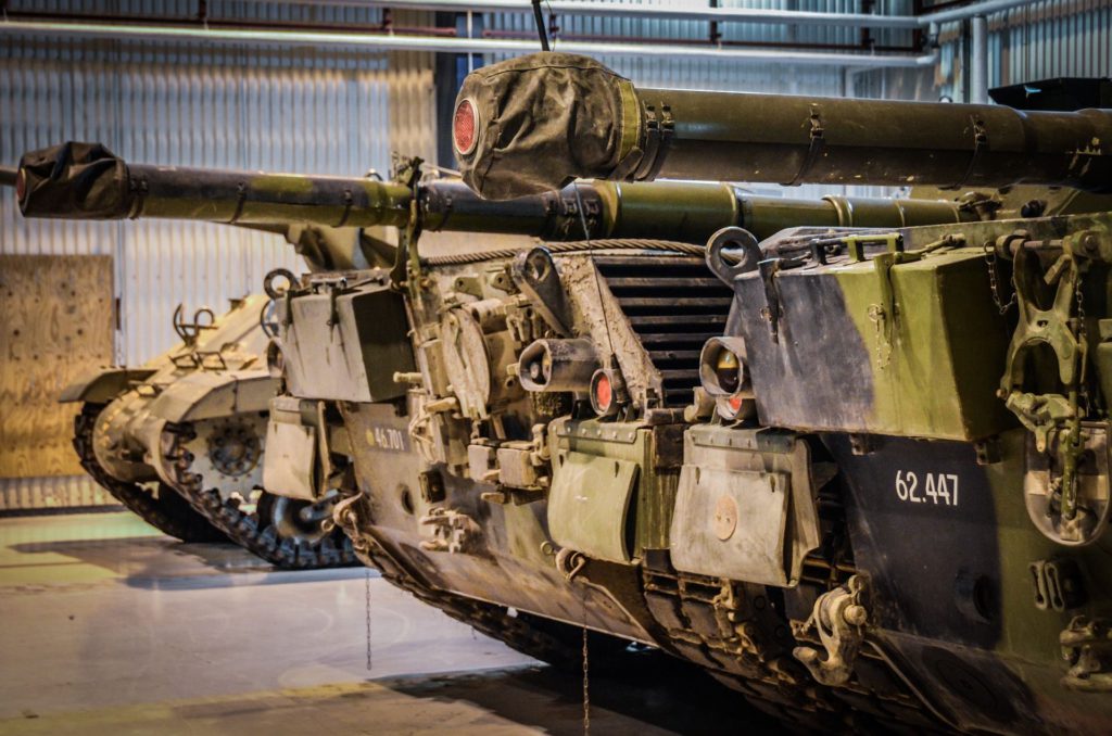 Aufrüsten mit Rheinmetall, Airbus Defence and Space, Krauss-Maffei ...