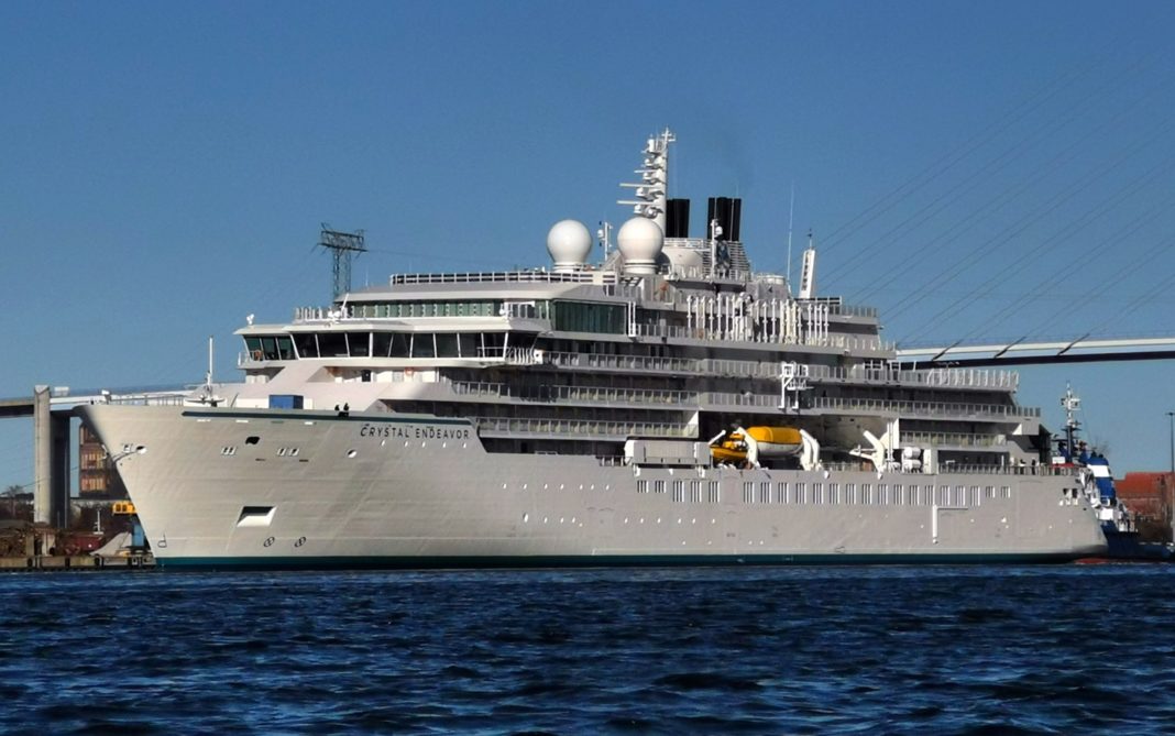 MS Crystal Endeavor zur zweiten Probefahrt ausgelaufen - Stralsunder ...